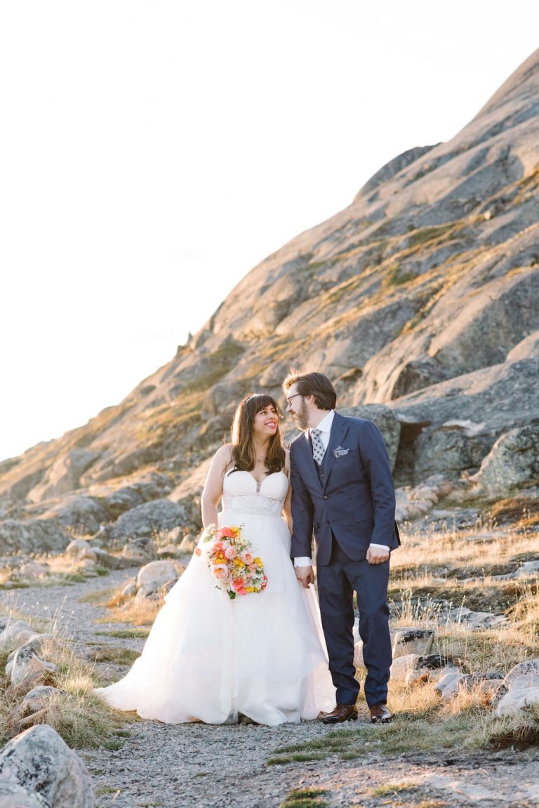 A gorgeous wedding in Iqaluit, Nunavut - Today's Bride
