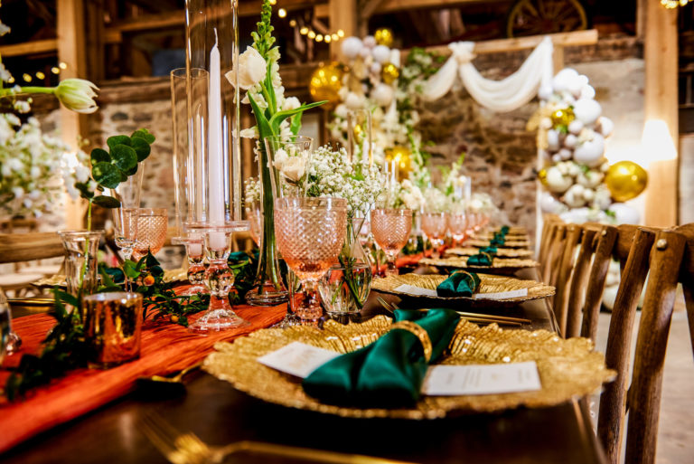 Barn beauty & rustic inspo - Today's Bride