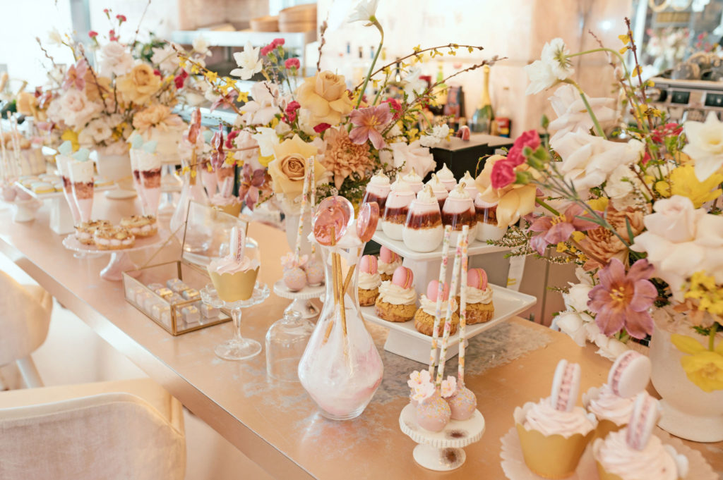 Sweet things: 36 amazing wedding cakes and desserts - Today's Bride