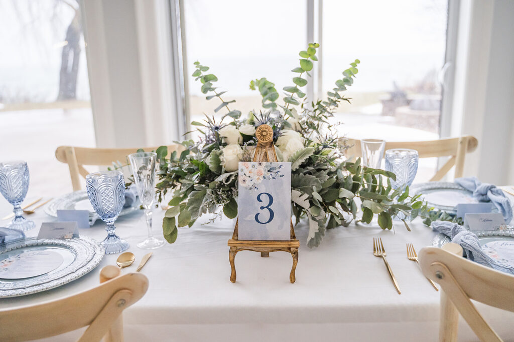 An intimate wedding, in classic blue - Today's Bride