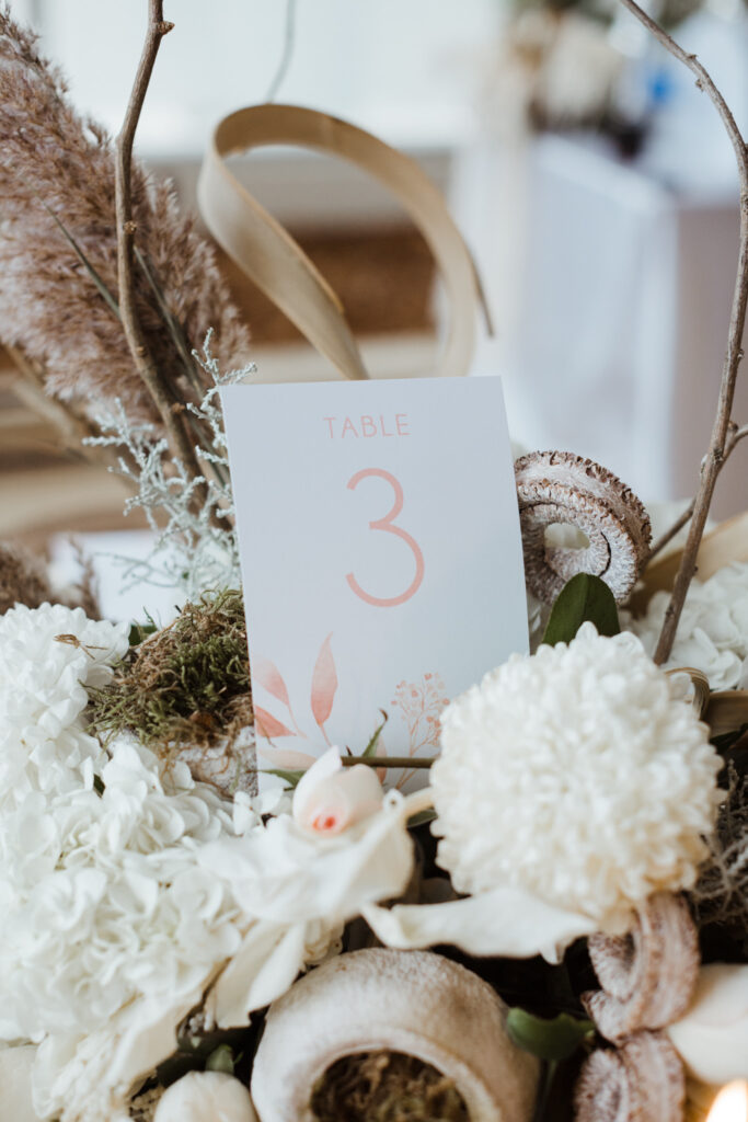 Natural beauty: wedding décor Inspo - Today's Bride