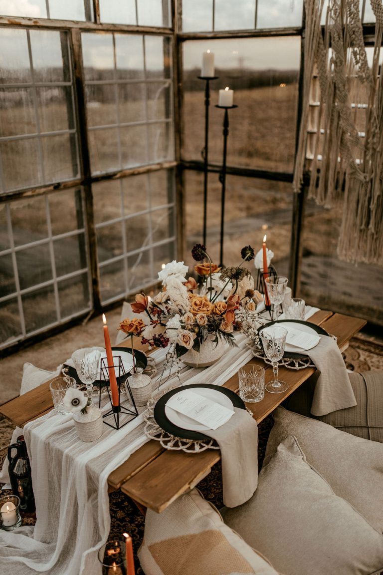 Setting the mood: a table for two - Today's Bride