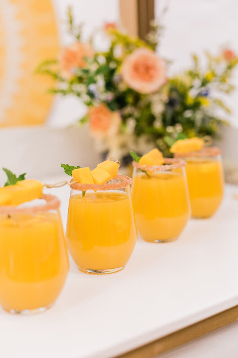 Yellow Wedding Decor Inspiration | Wedding inspiration | Wedding Blog