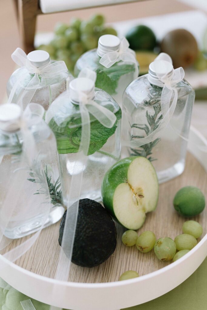 Green day: fresh, clean décor ideas - Today's Bride