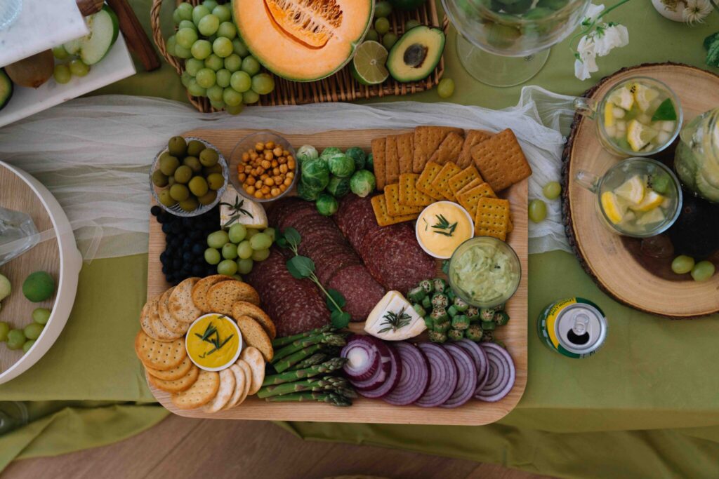 Green day: fresh, clean décor ideas - Today's Bride