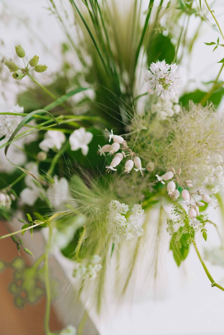 Green day: fresh, clean décor ideas - Today's Bride