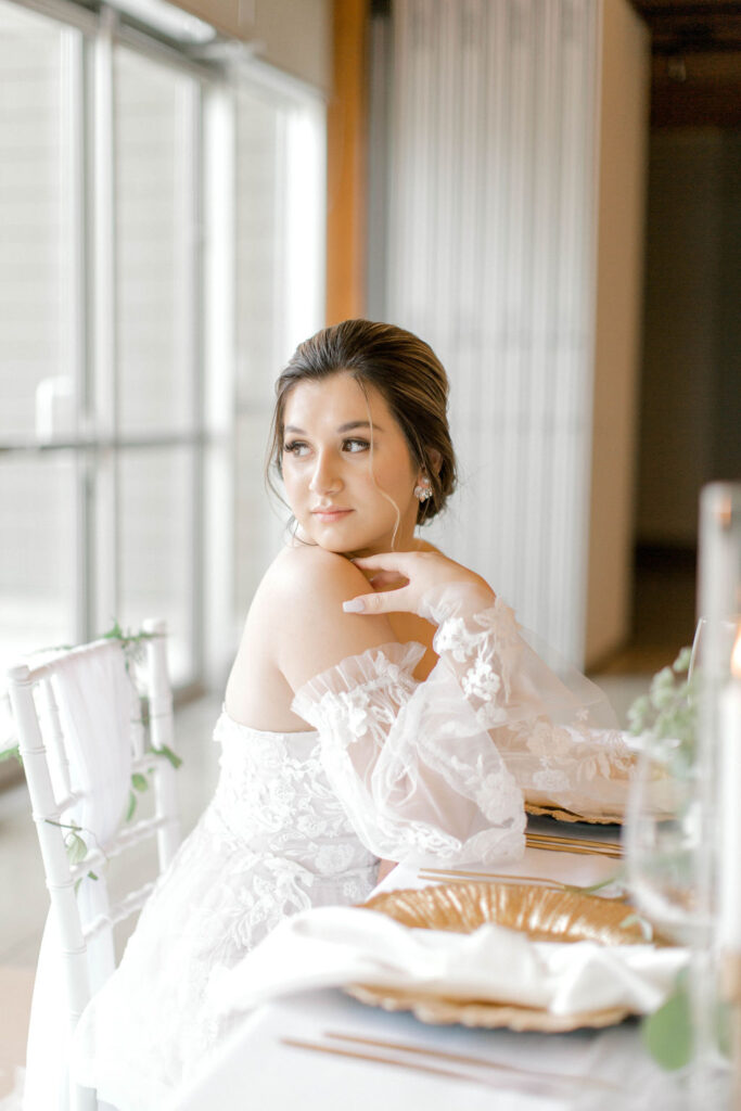 Clean & elegant: inspiration for timeless wedding décor - Today's Bride