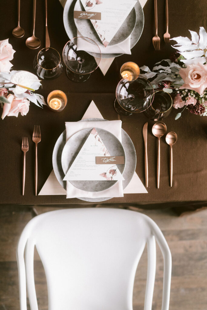 Love triangle: 30 inspirational wedding décor images - Today's Bride