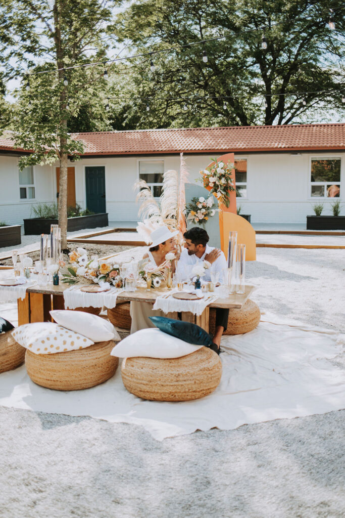 Checking in: a cute motel wedding - Today's Bride