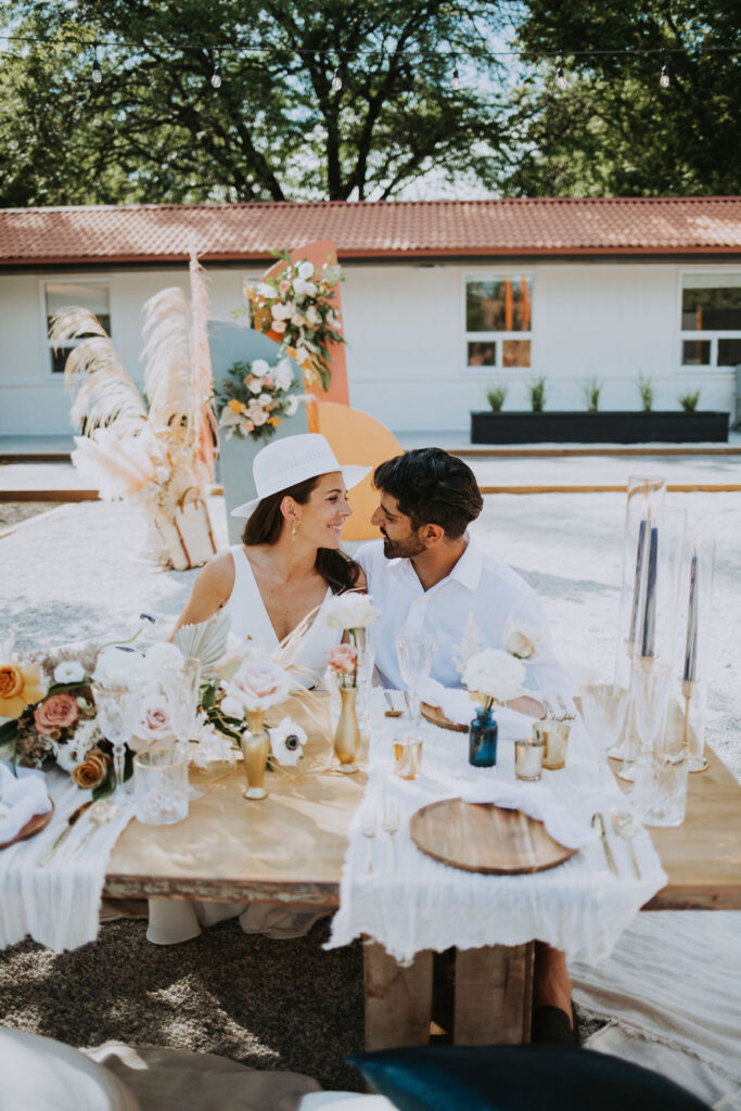 Checking in: a cute motel wedding - Today's Bride