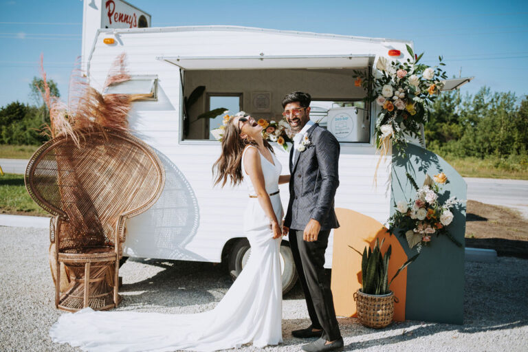 Checking in: a cute motel wedding - Today's Bride