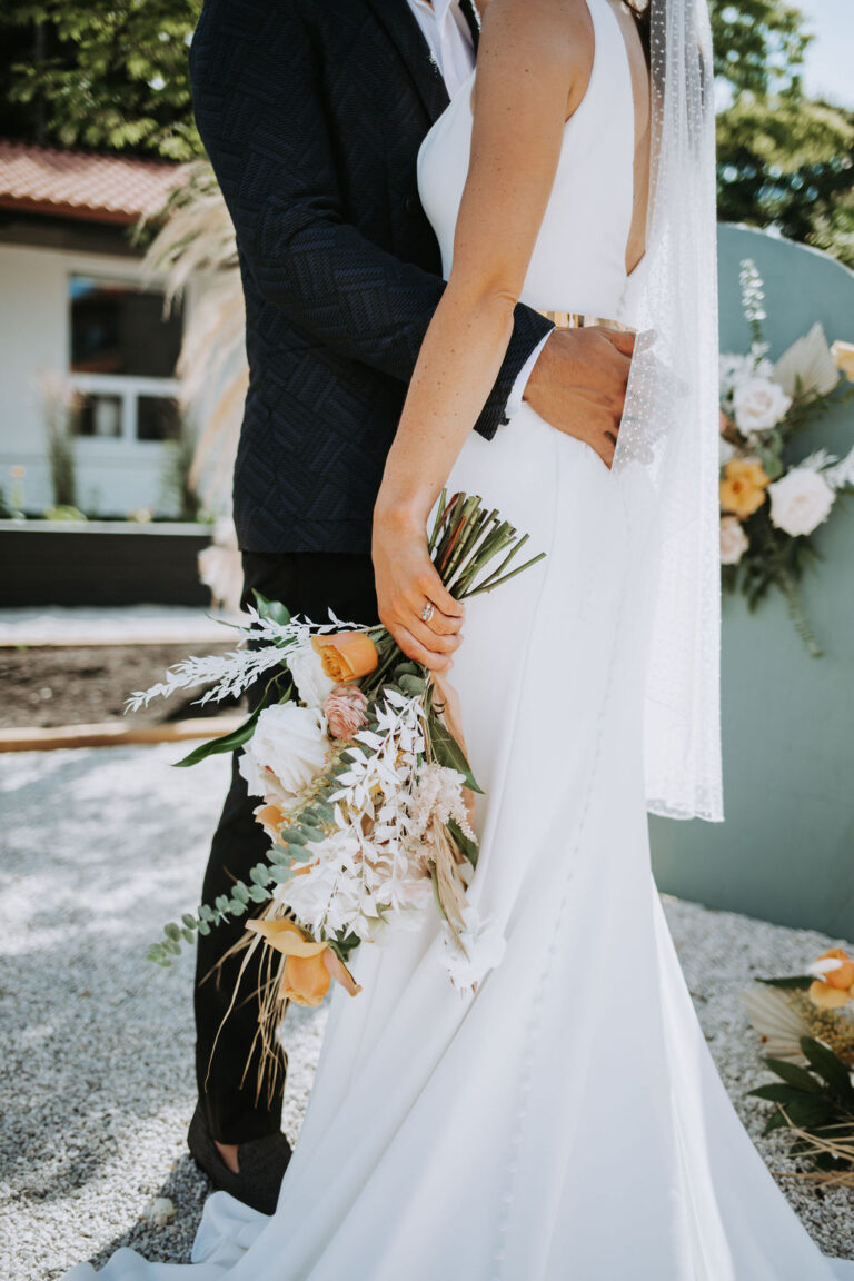 Checking in: a cute motel wedding - Today's Bride