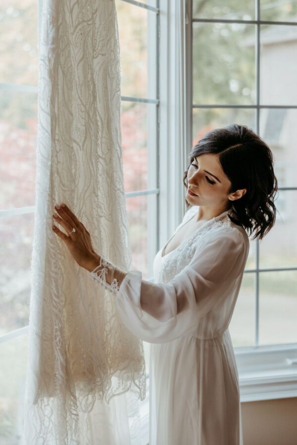 A modern love story unveiled at Harding Waterfront Estate - Today's Bride