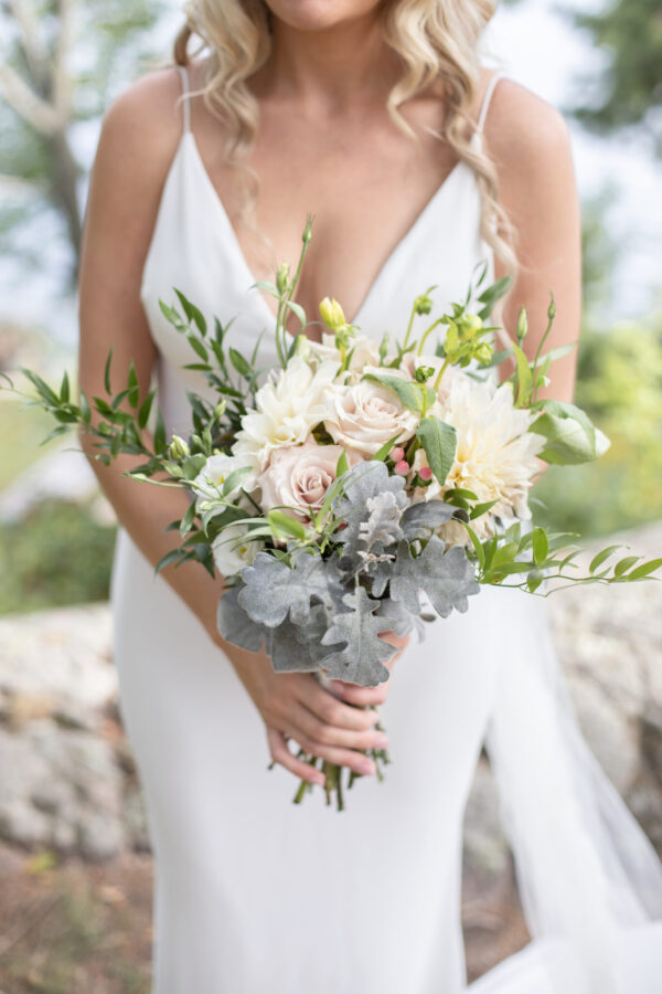 A lakeside love party: Stefanie and Alex’s low-key wedding weekend ...