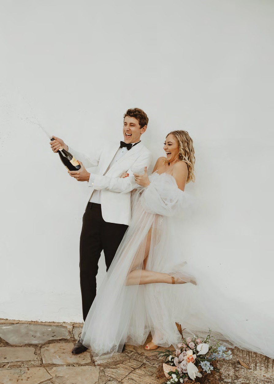 Today’s Bride Feature: A glamourous styled shoot - Today's Bride